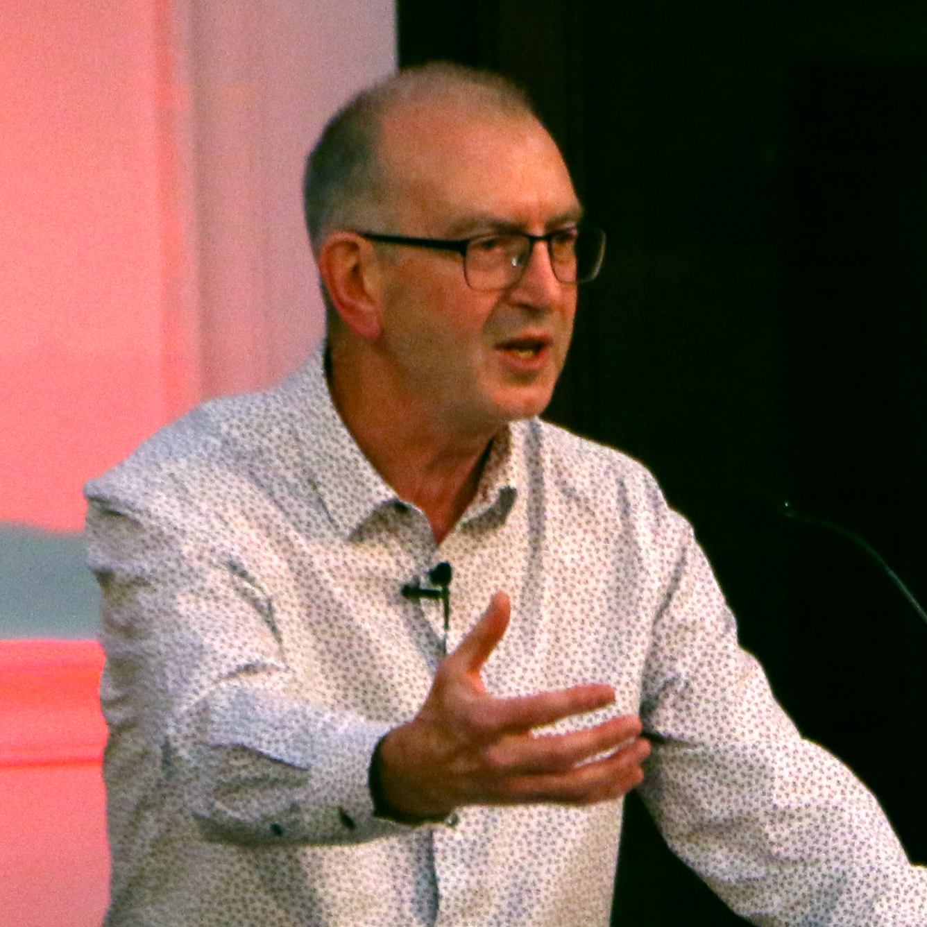 Rob Sewell – Wellred Books